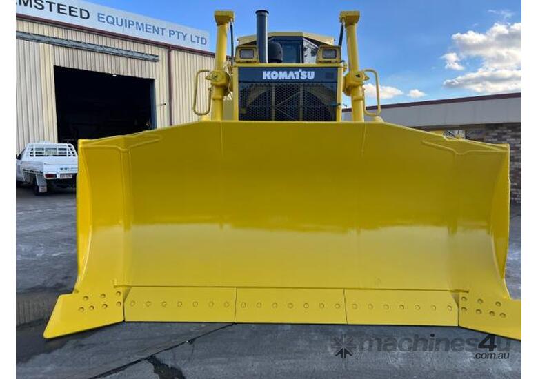 Used 2009 komatsu D275AX-5 Dozer (922779) - Listed on Machines4u