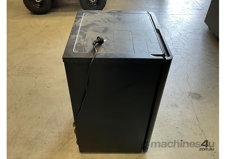 Used Artusi Artusi Under Zero Bar Fridge Under Bench Fridge (1081608 ...