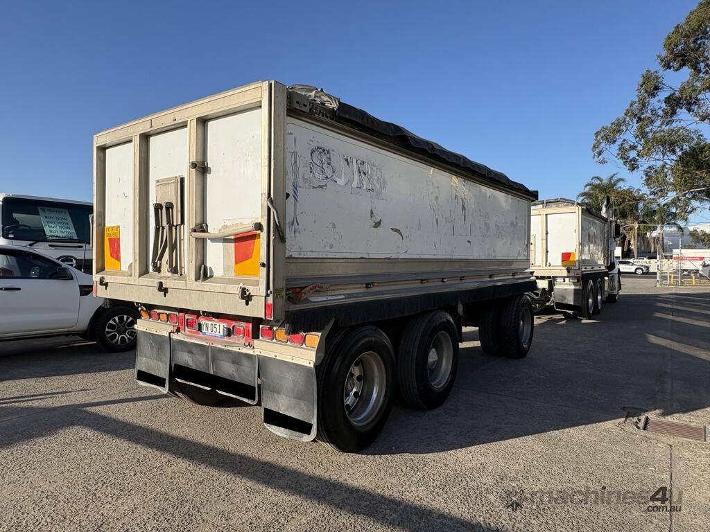 Buy Used Mack 2011 Mack Trident 6x4 Tipper w 2009 Hercules Dog Trailer Auto Trucks (1141108 ...