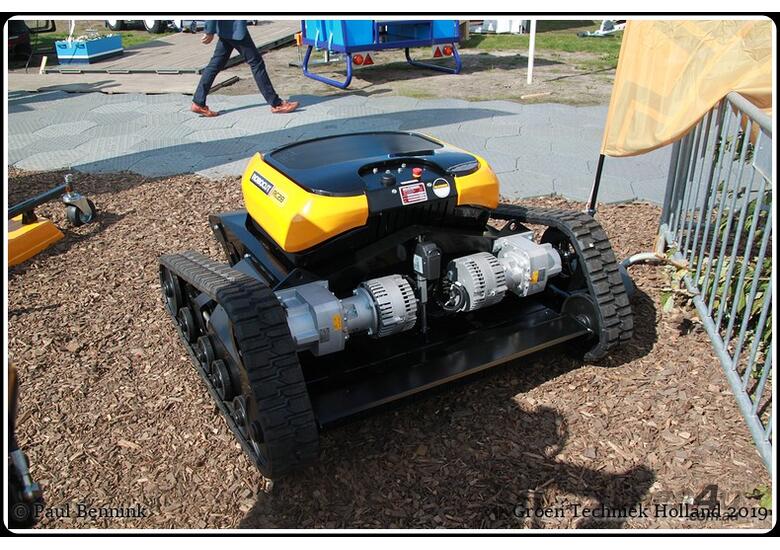 New mcconnel McConnel Robocut RC28 Remote Controlled Mower in DANDENONG ...