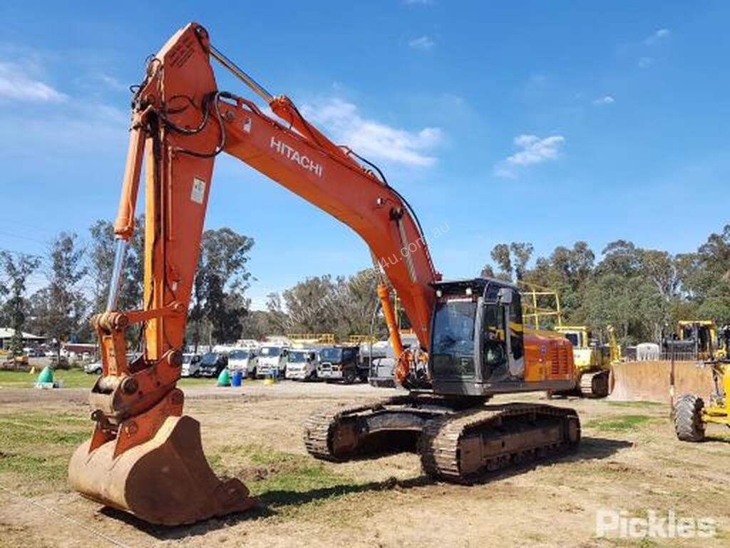 Used Hitachi ZX330 LC-3 21-45 Tonne Excavator in , - Listed on Machines4u