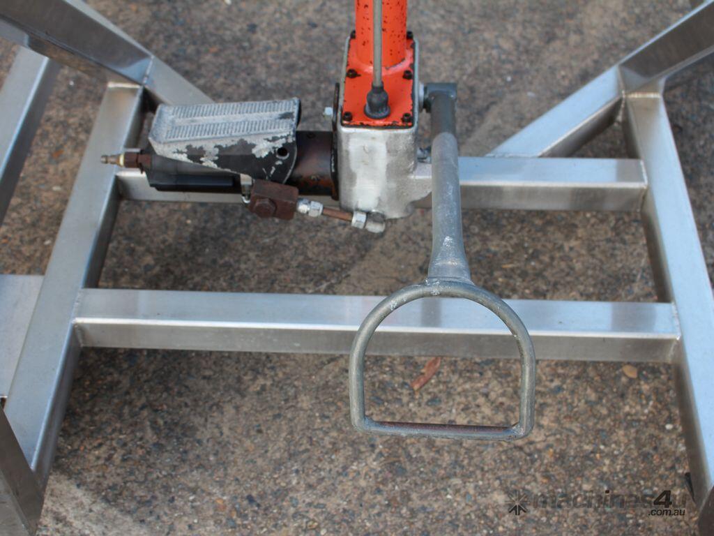 used Hydrum Type Stainless Steel Drum Lifter Drum Lifter (752008)