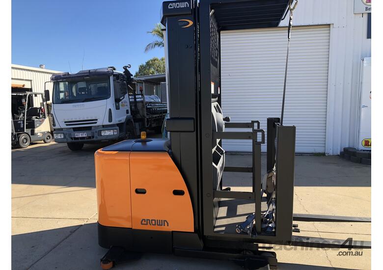 Used 2012 Crown SP3400 Stock Pickers in , - Listed on Machines4u