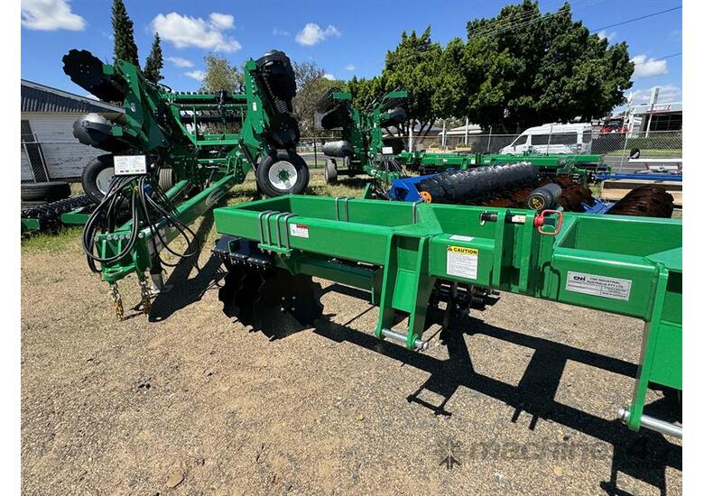 Used 2023 K-Line 2023 K-LINE Track Attack Renovator Tillage and Seeding ...