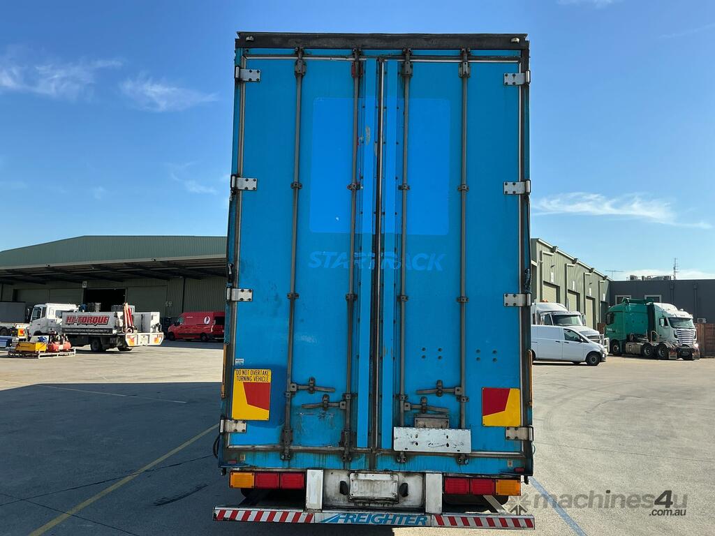Buy Used 2008 freighter MAXITRANS ST3 Flat Top Trailer (1093380)