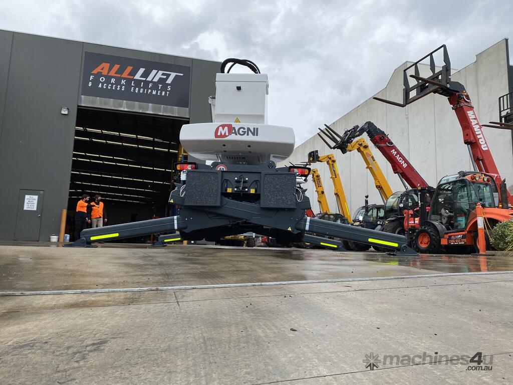 New 2024 MAGNI RTH8 27 Telehandler (615480)
