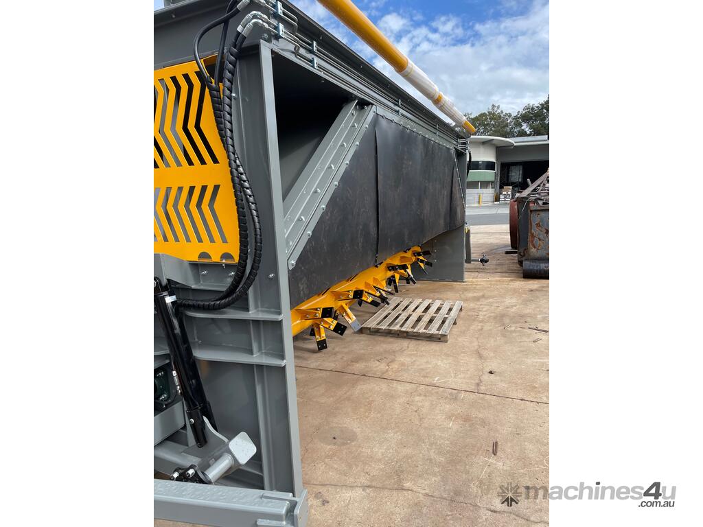New 2023 EZ Machinery EZ-5500 Windrow Turners (870880)