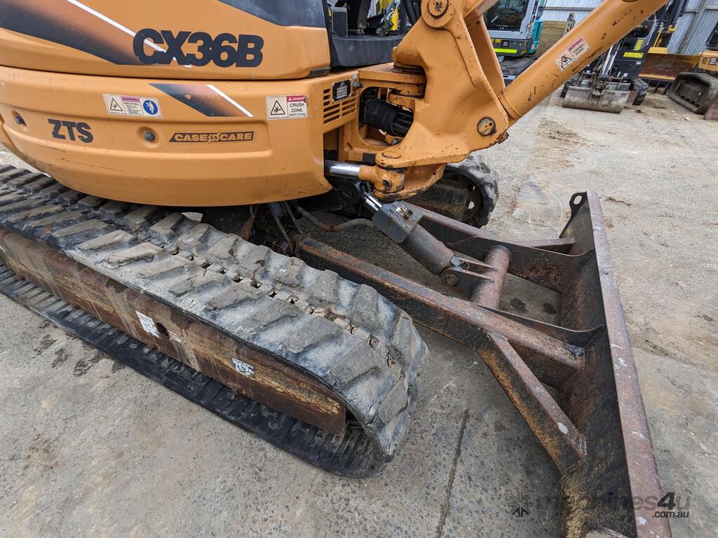 Used 2013 Case CX36B Excavator (884780)
