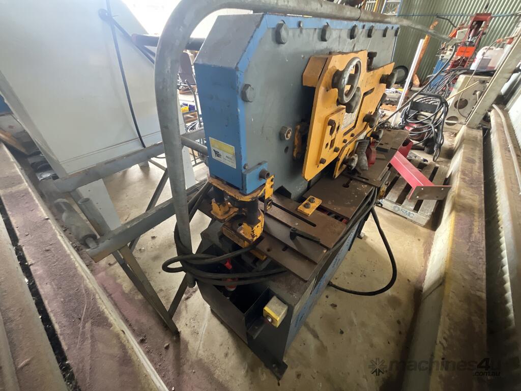 Used Fab Master SE60T Hydraulic Punch in Welshpool, WA