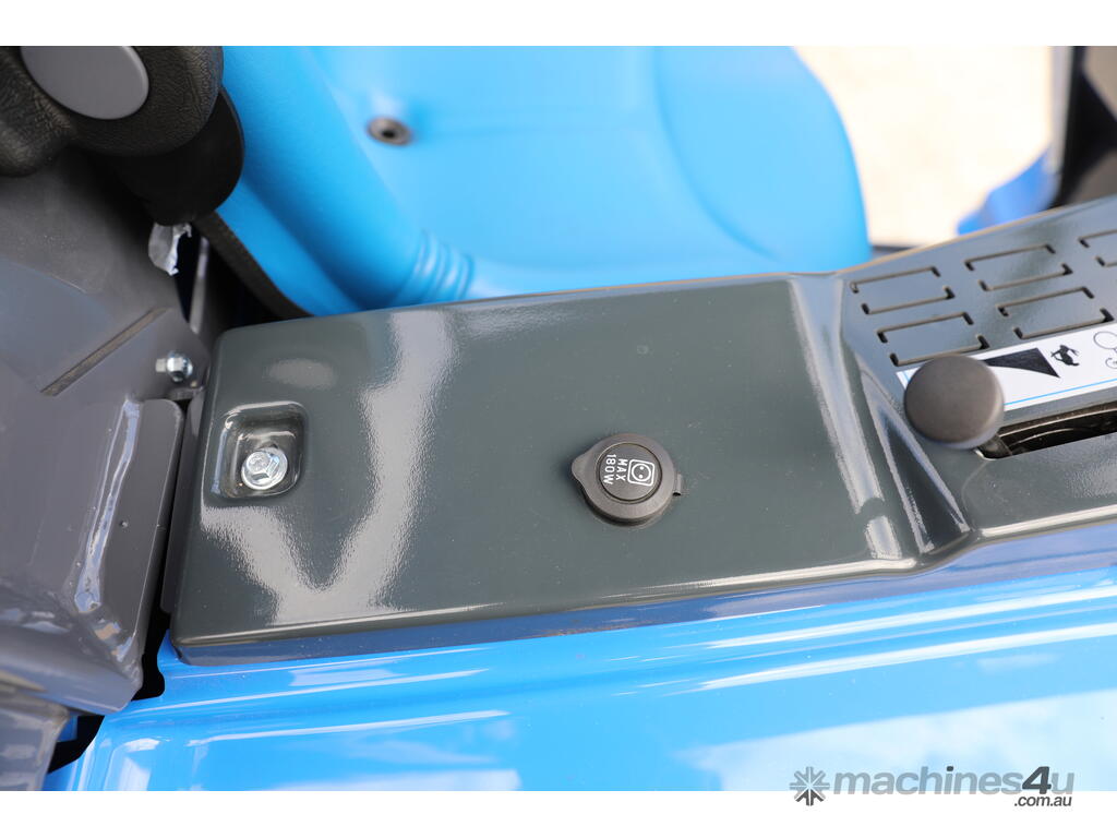 New 2024 Multione 4 2K Articulated Mini Loaders (527681)