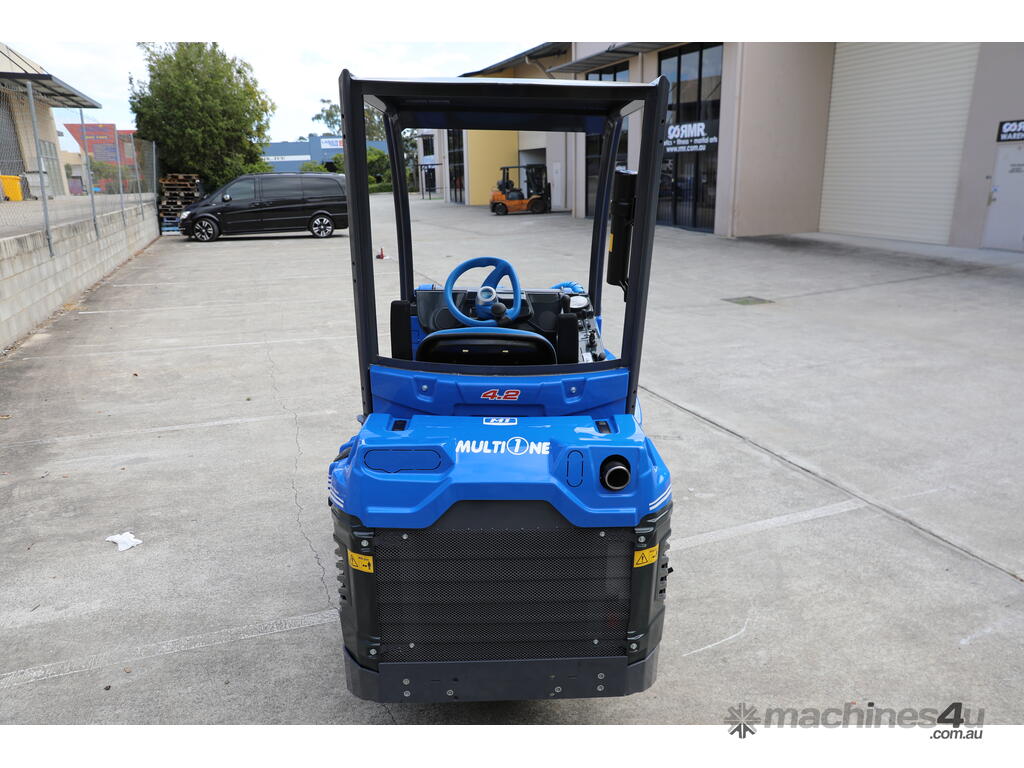 New 2024 Multione 4 2K Articulated Mini Loaders (527681)