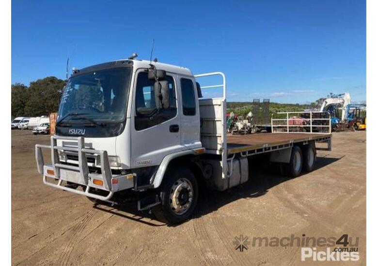 Buy Used Isuzu FVR900 Tautliner Truck in , - Listed on Machines4u