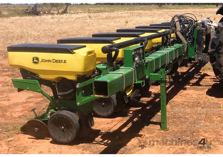 Used John Deere JOHN DEERE 1705 PLANTER Tractor Planters (1068482 ...