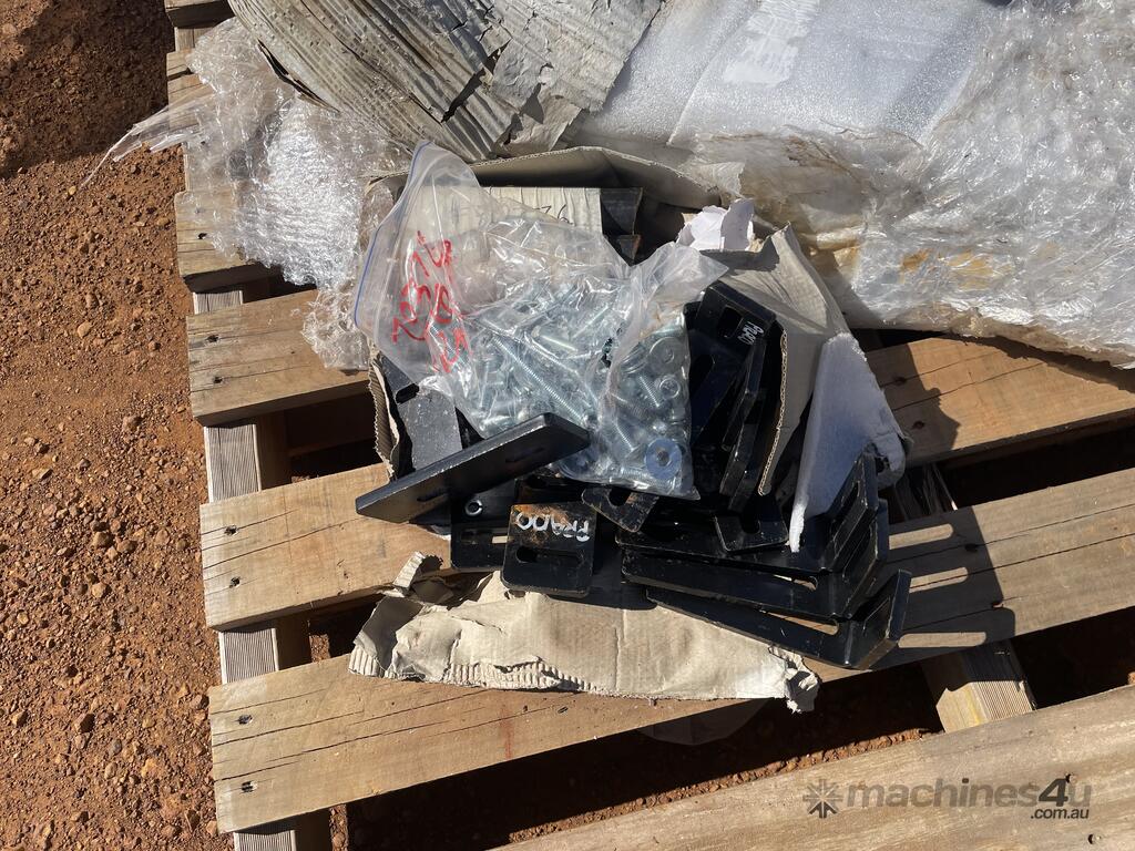 Used tuff 2018 Prado Side Rails Steps (1075882)