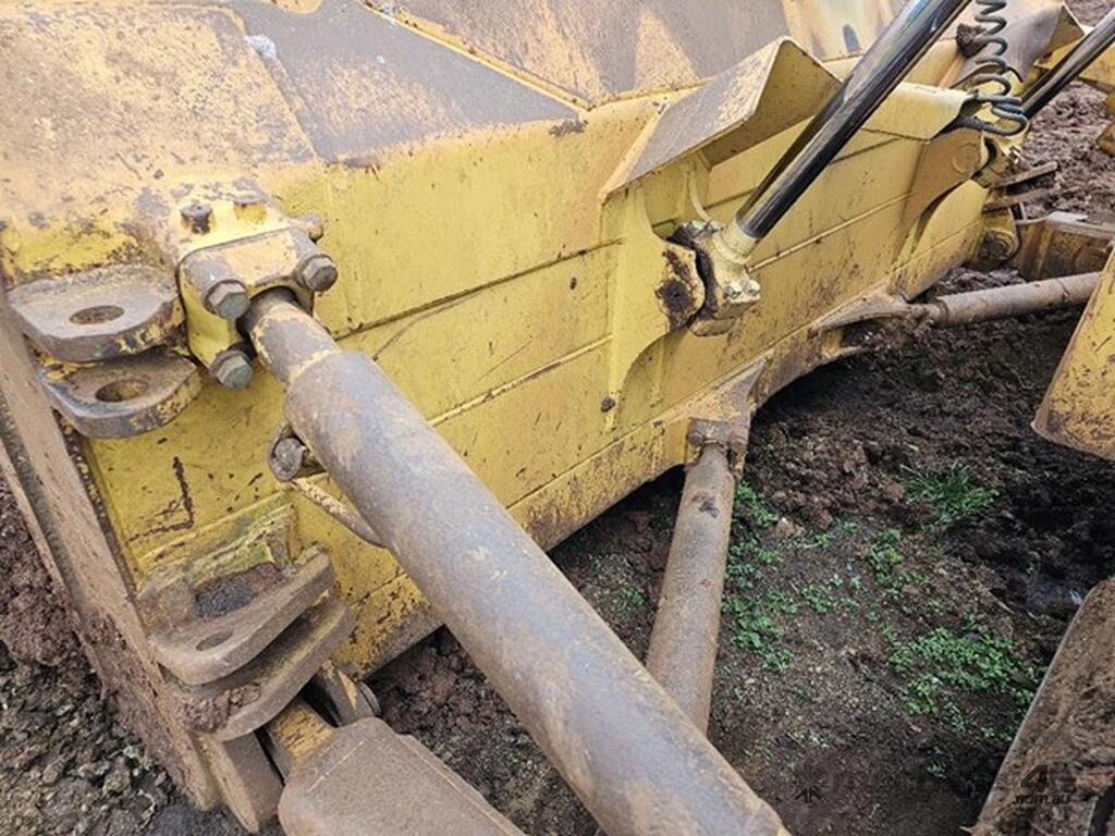 Used 2011 komatsu D65EX-16 Dozer in TRARALGON, VIC