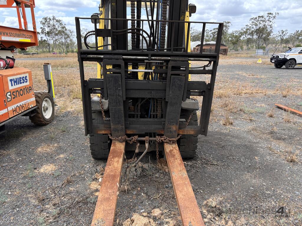 Used 2011 Hyster H5 0FT 5000 kg Forklift - INOPERABLE Counterbalance ...