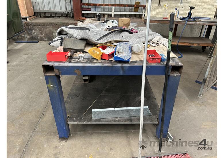 Used Workbench Work Benches (1071883) - Listed on Machines4u