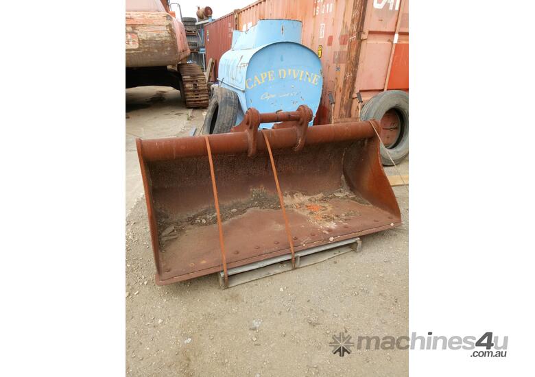 Used custom made Custom 2000mm Dig Bucket Bucket-GP Attachments ...