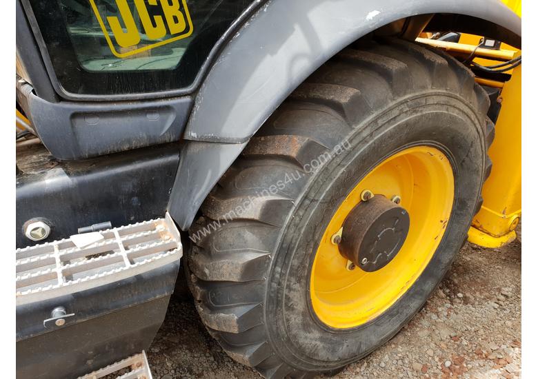 Used 2010 jcb JCB BACK HOE 3CX Backhoe in , - Listed on Machines4u