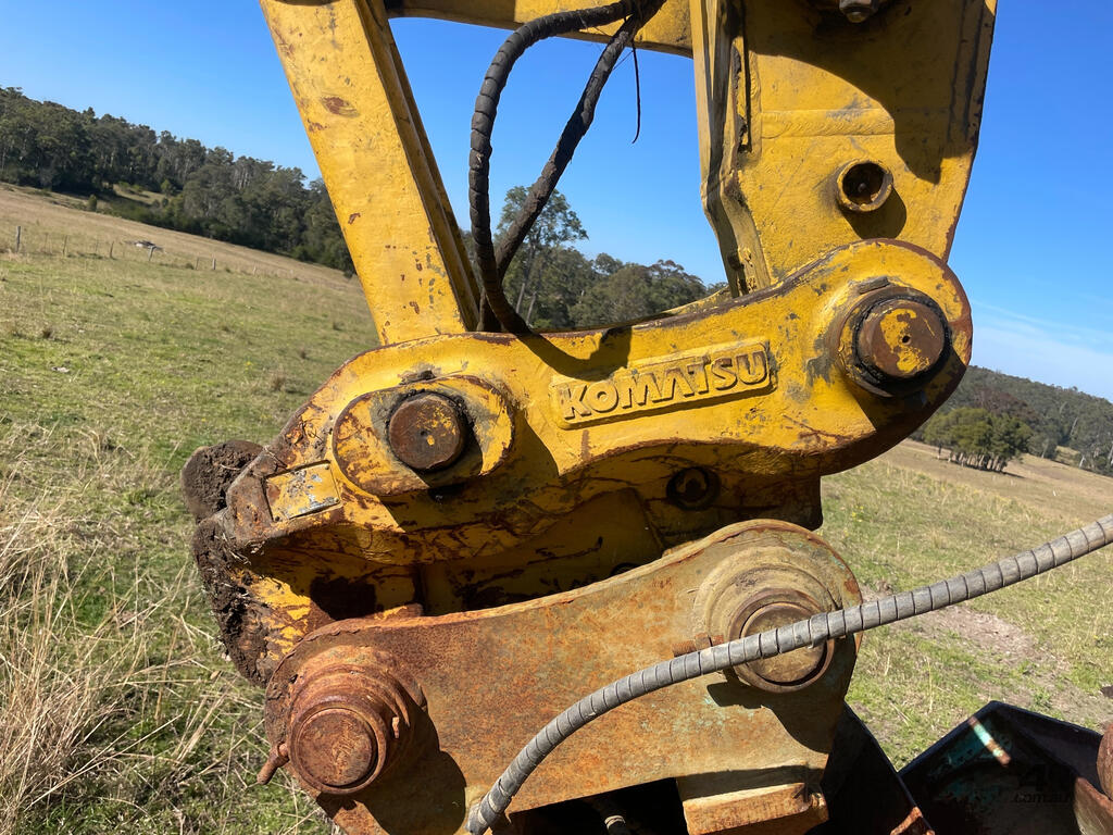 Used 2009 komatsu PC300LC-8 Excavator in PENRITH SOUTH, NSW