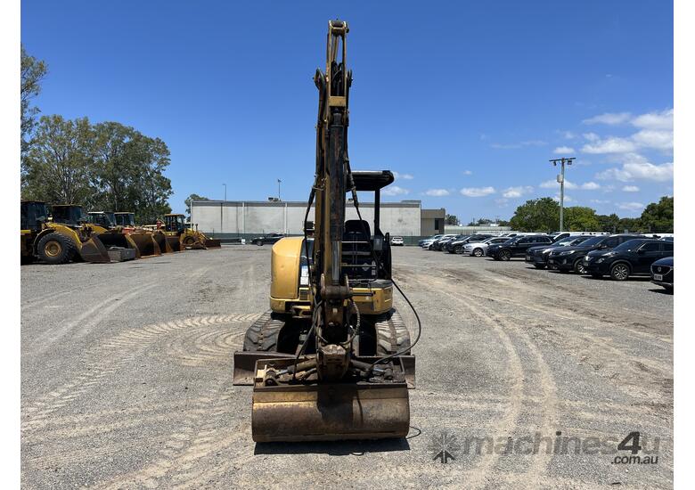 Used 2011 Caterpillar 305C CR Excavator in , - Listed on Machines4u