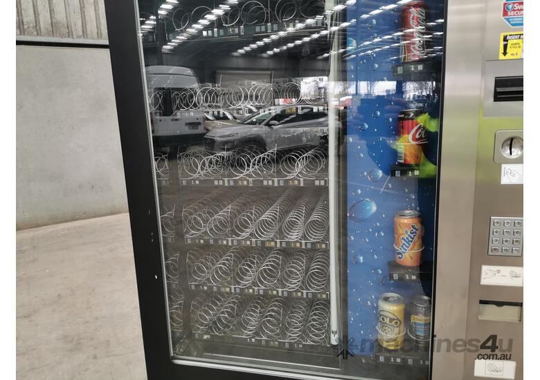 Used Notes Coins operated vending machine (1052284) - Listed on Machines4u