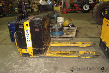Used Pallet Trucks (Jacks) - Second (2nd) Hand Pallet Trucks (Jacks ...