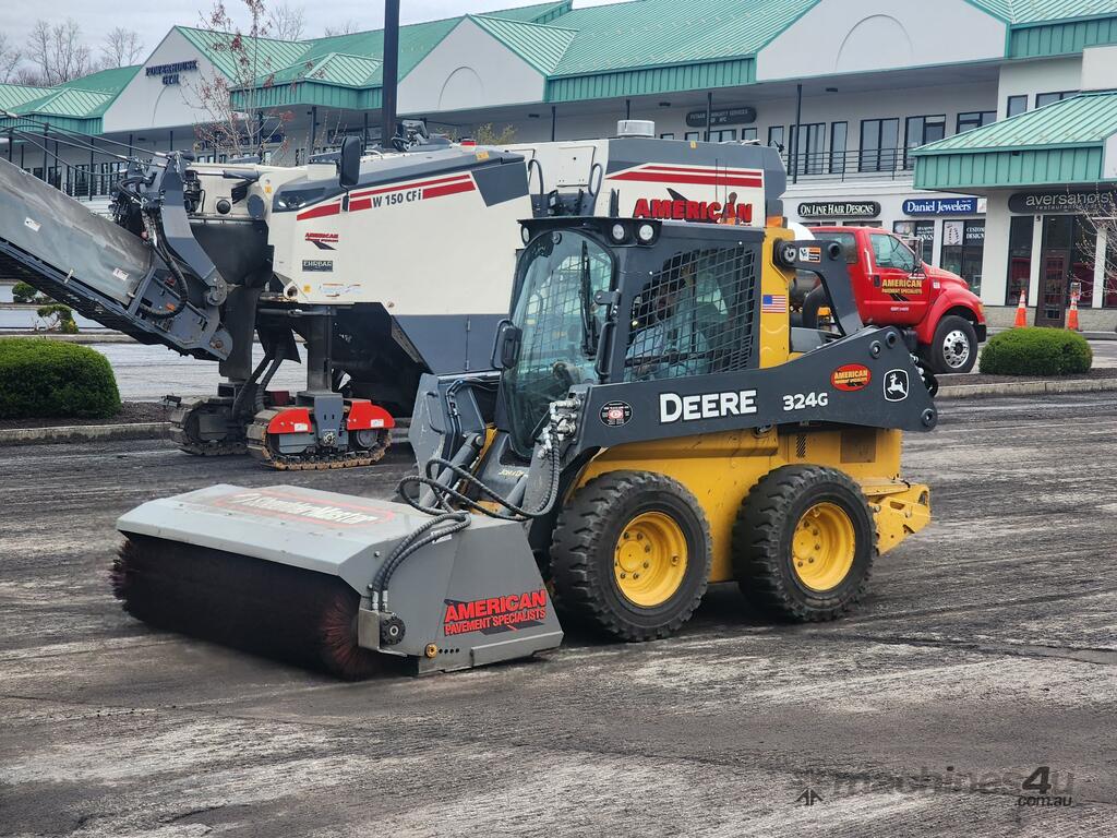 New ShoulderMaster TB2100 Skid Steer Broom in WAUCHOPE, NSW