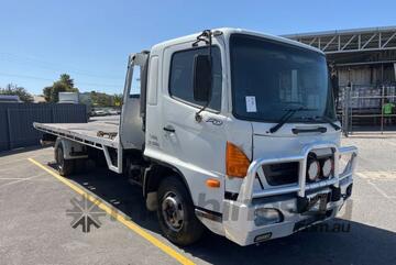 Tilt Tray Trucks for Sale - New & Used Available | Machines4U