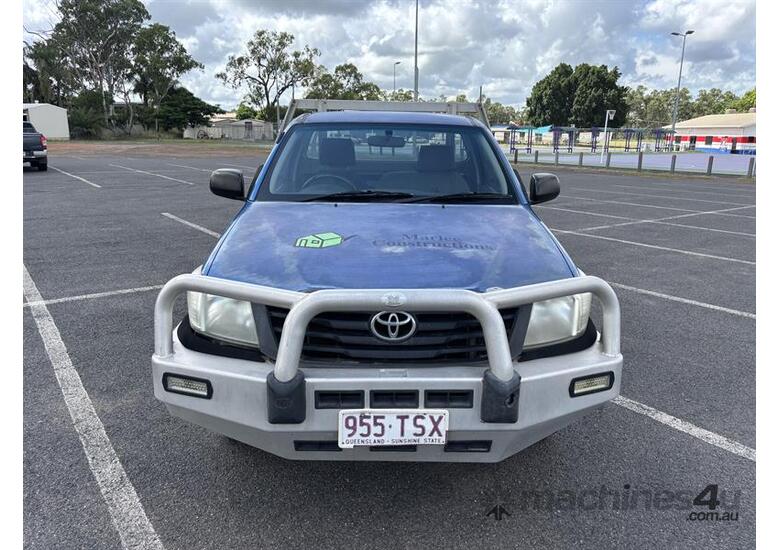 Buy Used 2013 Toyota 2013 TOYOTA HILUX WORKMATE UTE Utes (1083885 ...