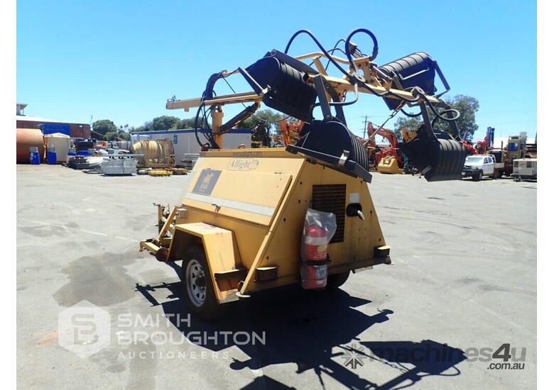 Used ALLIGHT 4 HEAD SINGLE AXLE LIGHTING TOWER Light Tower in ...