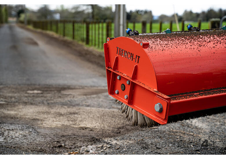 New TrenchIt TrenchIt Power Sweeper - Premium NZ-Made Tractor Sweeper ...