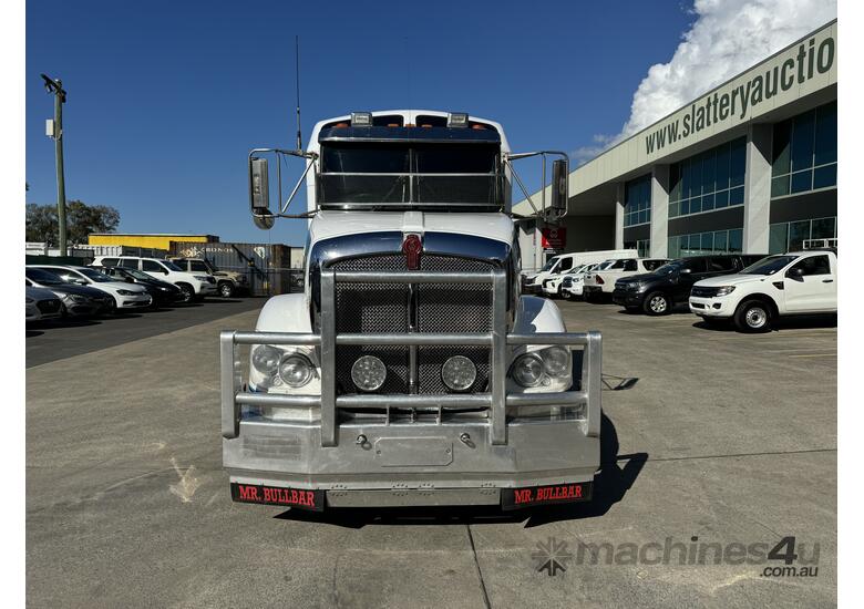 Buy Used 2017 Kenworth 2017 Kenworth T409 6x4 Prime Mover Trucks in ...