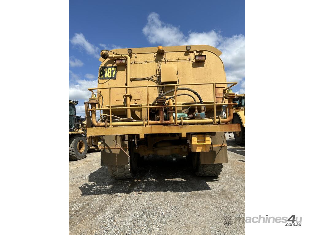 Buy Used 2000 Caterpillar D400E Water Cart (1042686) - Ready for Sale