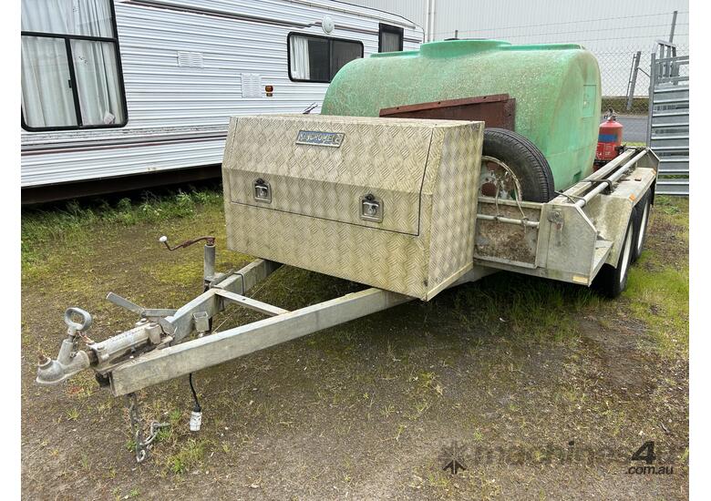 Buy Used 2014 2014 9x6 Tandem Water Trailer Trailers in , - Listed on ...