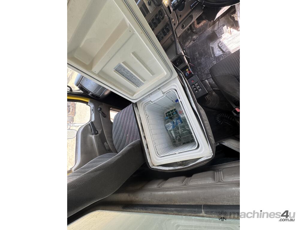 Buy Used Mack 2006 Mack ML 8x4 Tipper Trucks (1182486)