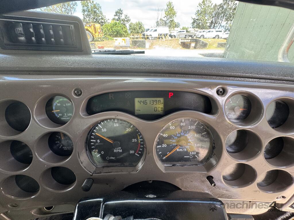 Buy Used Mack 2006 Mack ML 8x4 Tipper Trucks (1182486)