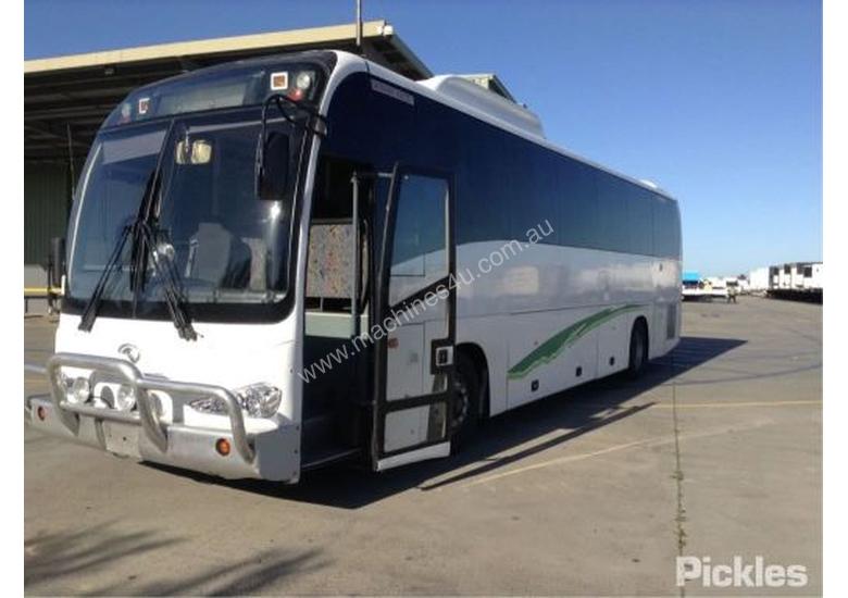 Buy Used King Long 6102 Buses in , - Listed on Machines4u