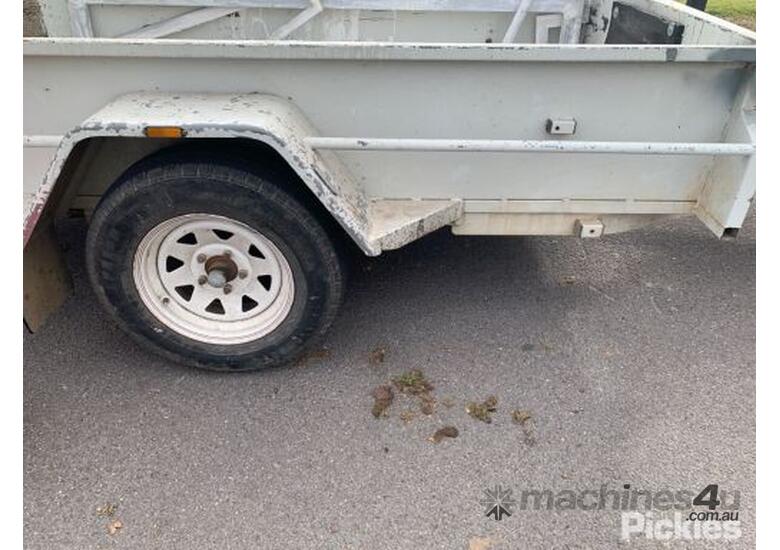 Buy Used 2019 Major Box 2019 Major Box Single Axle Tipping Plant ...