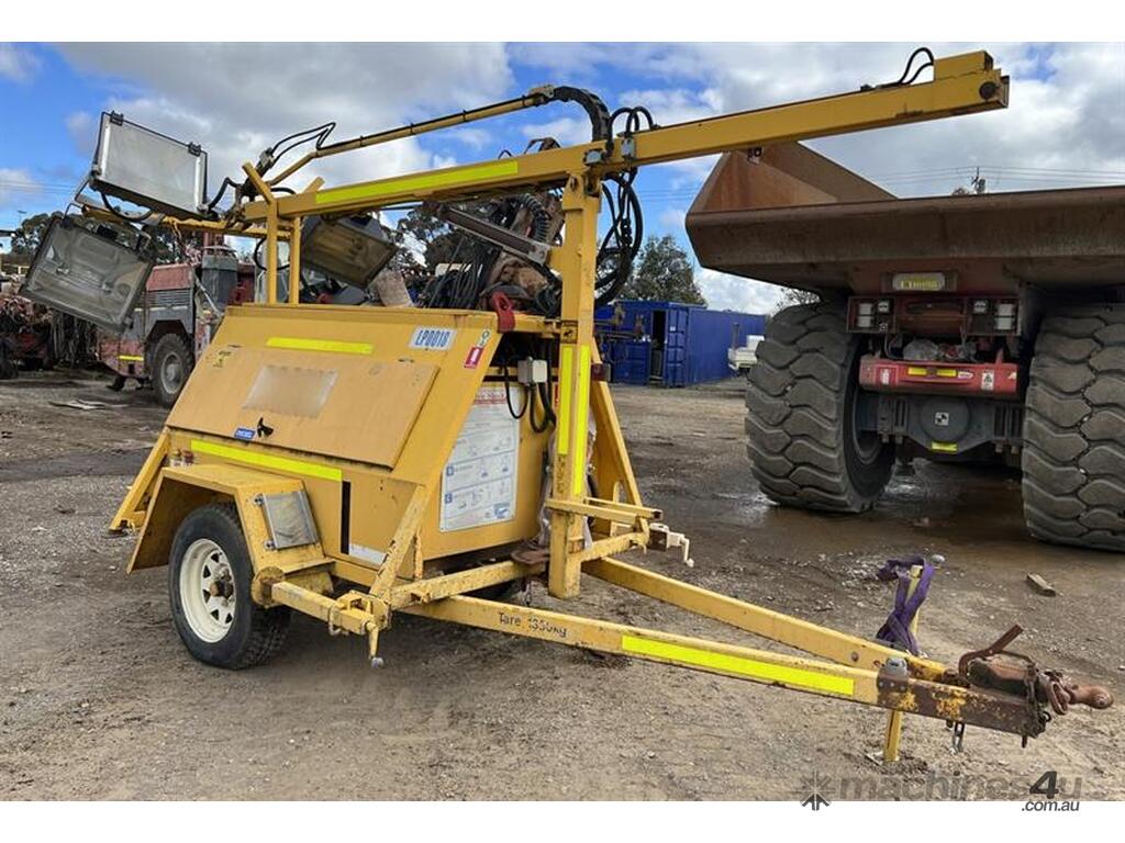 Used ALLIGHT FOUR HEAD LIGHTING TOWER ALLIGHT FOUR HEAD LIGHTING TOWER ...