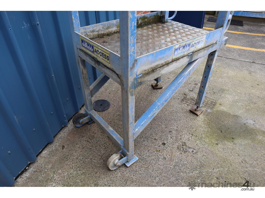 Used no bolt Aluminium Access Elevated Work Platform - No Bolt - 0 7m ...