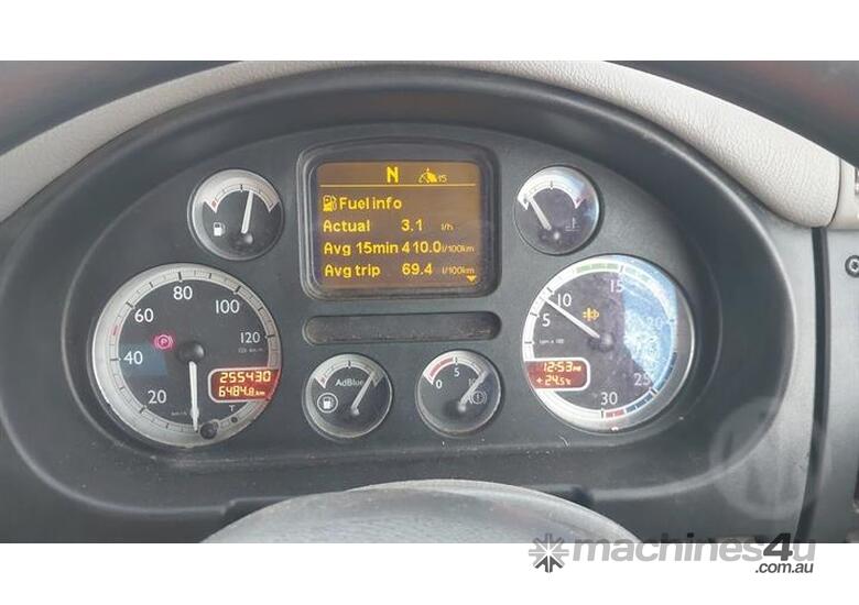 Buy Used daf DAF CF 7585 6 X4 Trucks in , - Listed on Machines4u