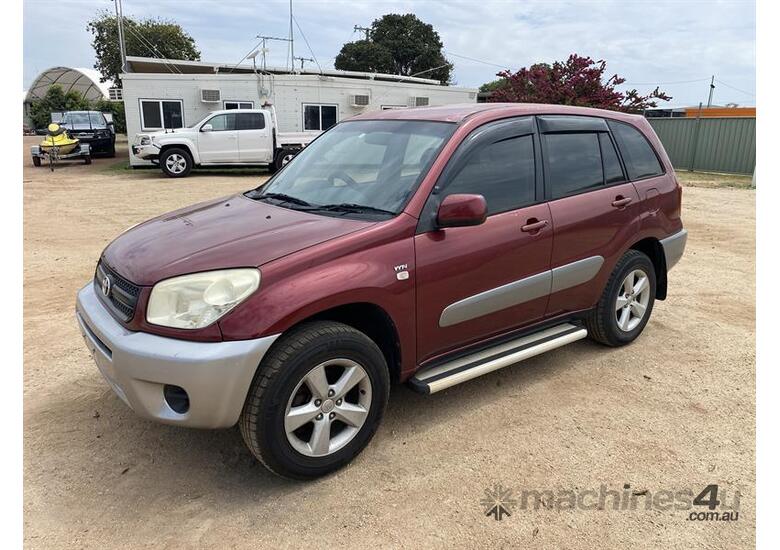Buy Used 2004 Toyota 2004 TOYOTA RAV4 WAGON SUV in , - Listed on Machines4u