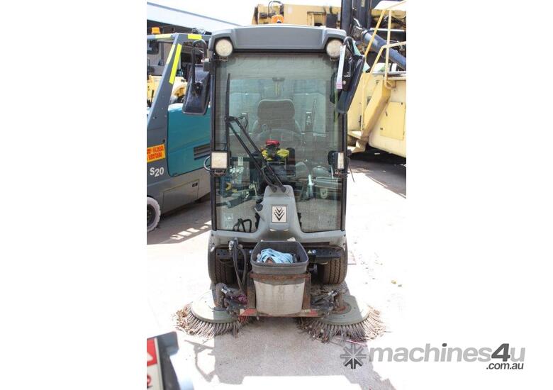 Used karcher MC50 Ride On Sweeper (1067188) - Listed on Machines4u
