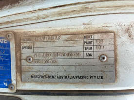 Buy Used 2010 mitsubishi fuso FIGHTER FK600 Tray Truck (1201188)