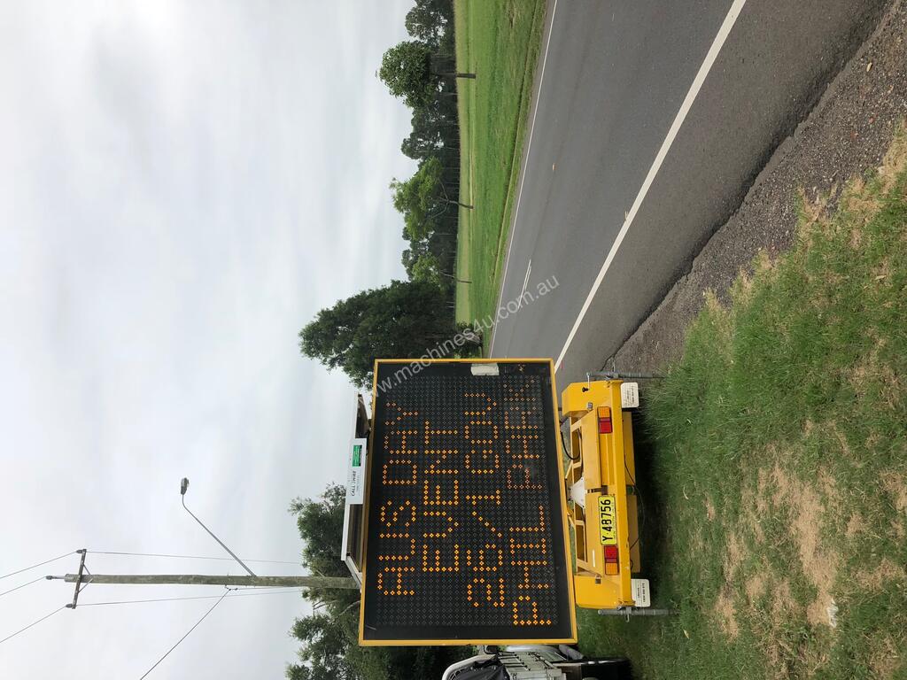 Hire bartco VARIABLE MESSAGE SIGNS LARGE Traffic Trailer in PENRITH, NSW