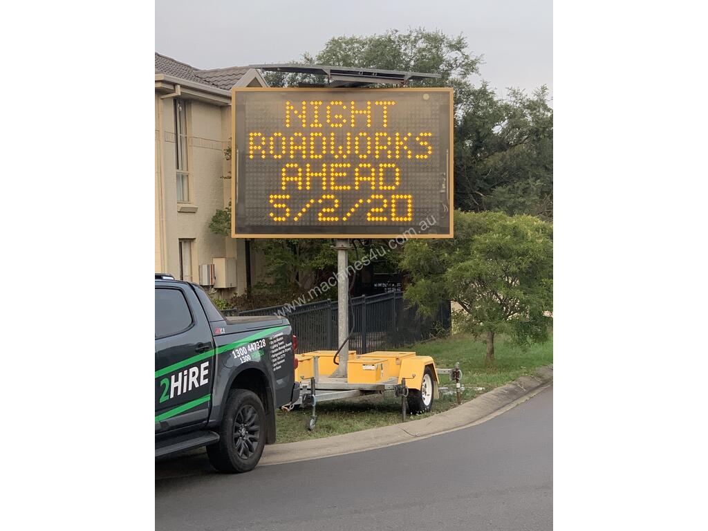 Hire bartco VARIABLE MESSAGE SIGNS LARGE Traffic Trailer in PENRITH, NSW