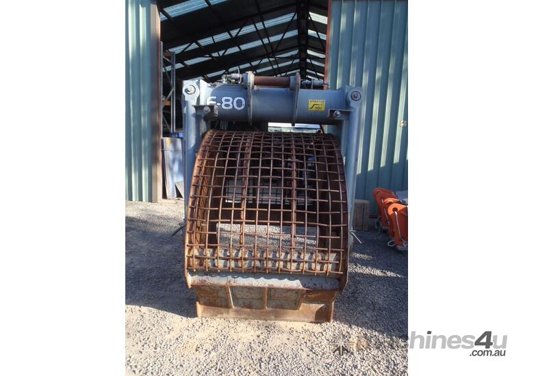 Used flipscreen E80 Flipscreen Flip Screen E80 Screening Bucket ...