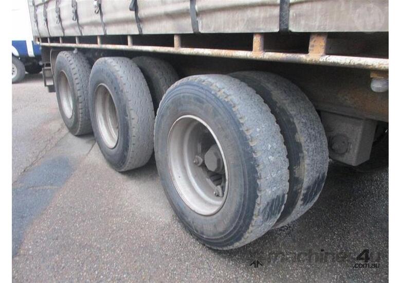 Buy Used maxi trans Maxitrans Freighter Tautliner Trailer in , - Listed ...