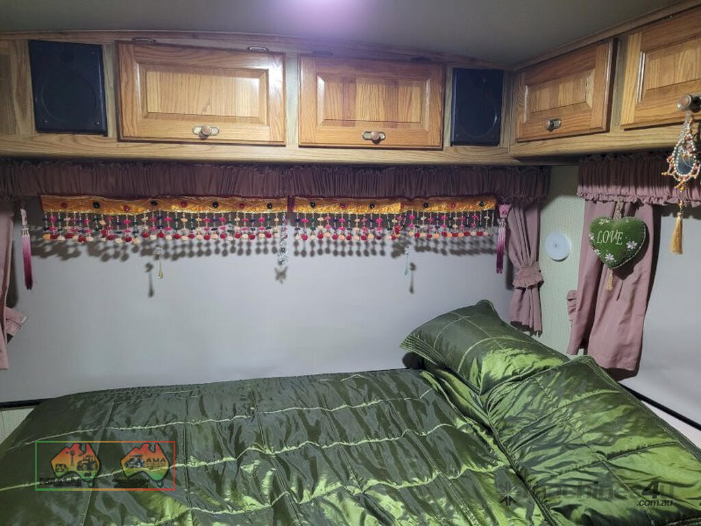 Buy Used fleetwood Pace Arrow Motorhomes (1025089)